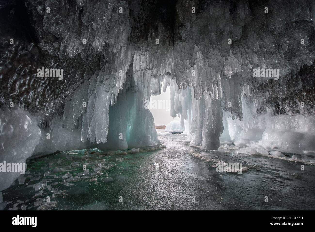 Hanging from caves ceiling hi-res stock photography and images - Alamy