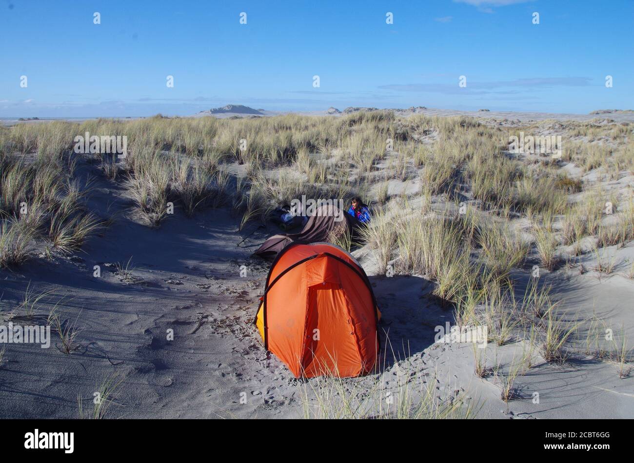 Wild camping Farewell Spit. Alternative Te Araroa Trail route. South ...