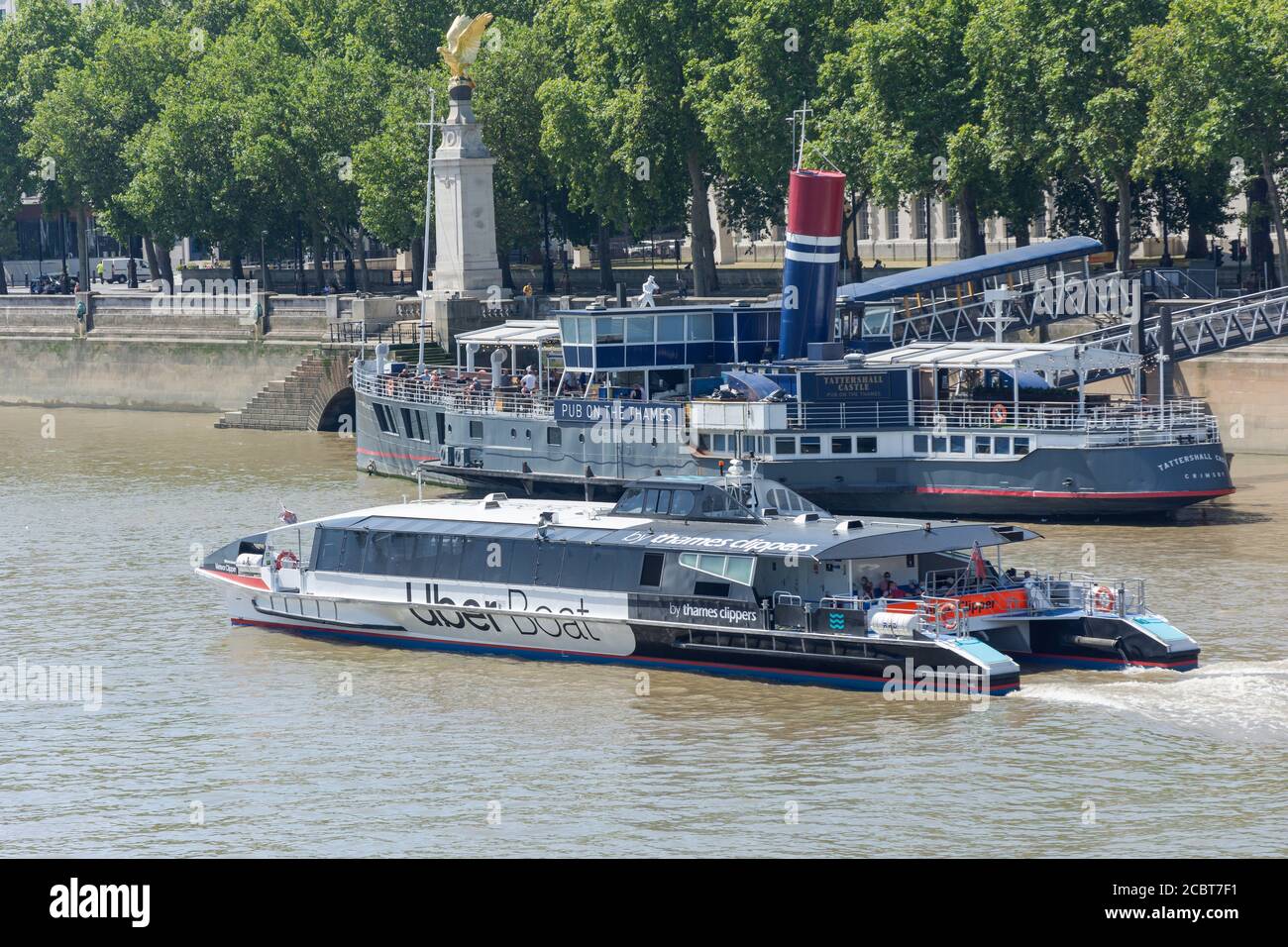 Uber ferries hi-res stock photography and images - Alamy