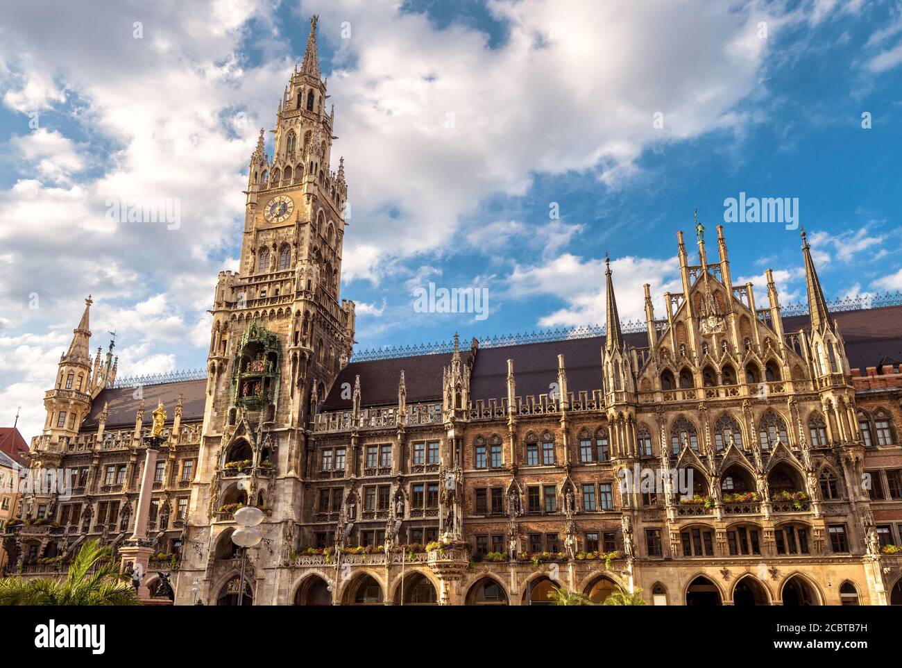 Marienplatz square and Rathaus or New Town Hall in Munich, Bavaria ...