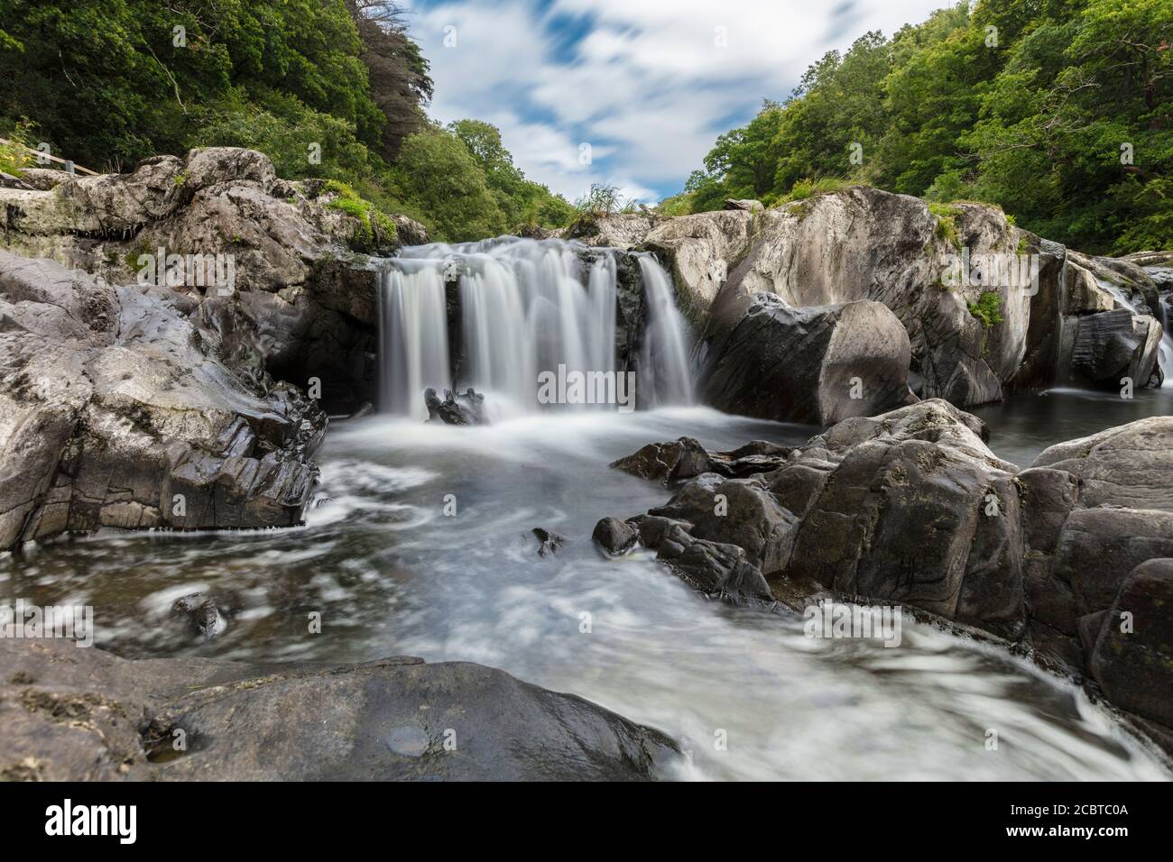 Cenarth falls hi-res stock photography and images - Alamy