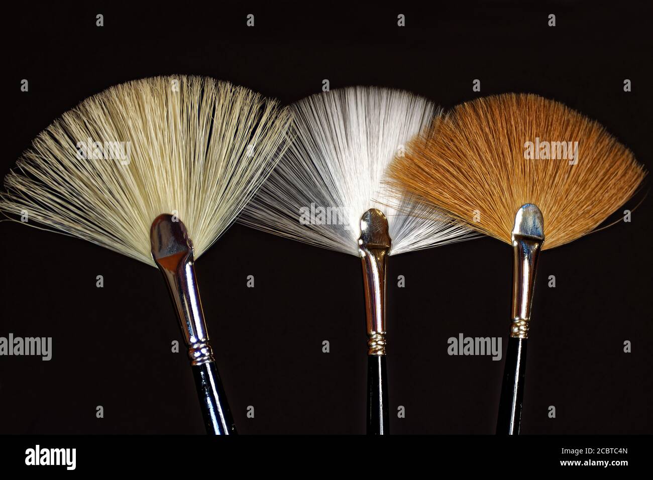 Rigger brush hi-res stock photography and images - Alamy