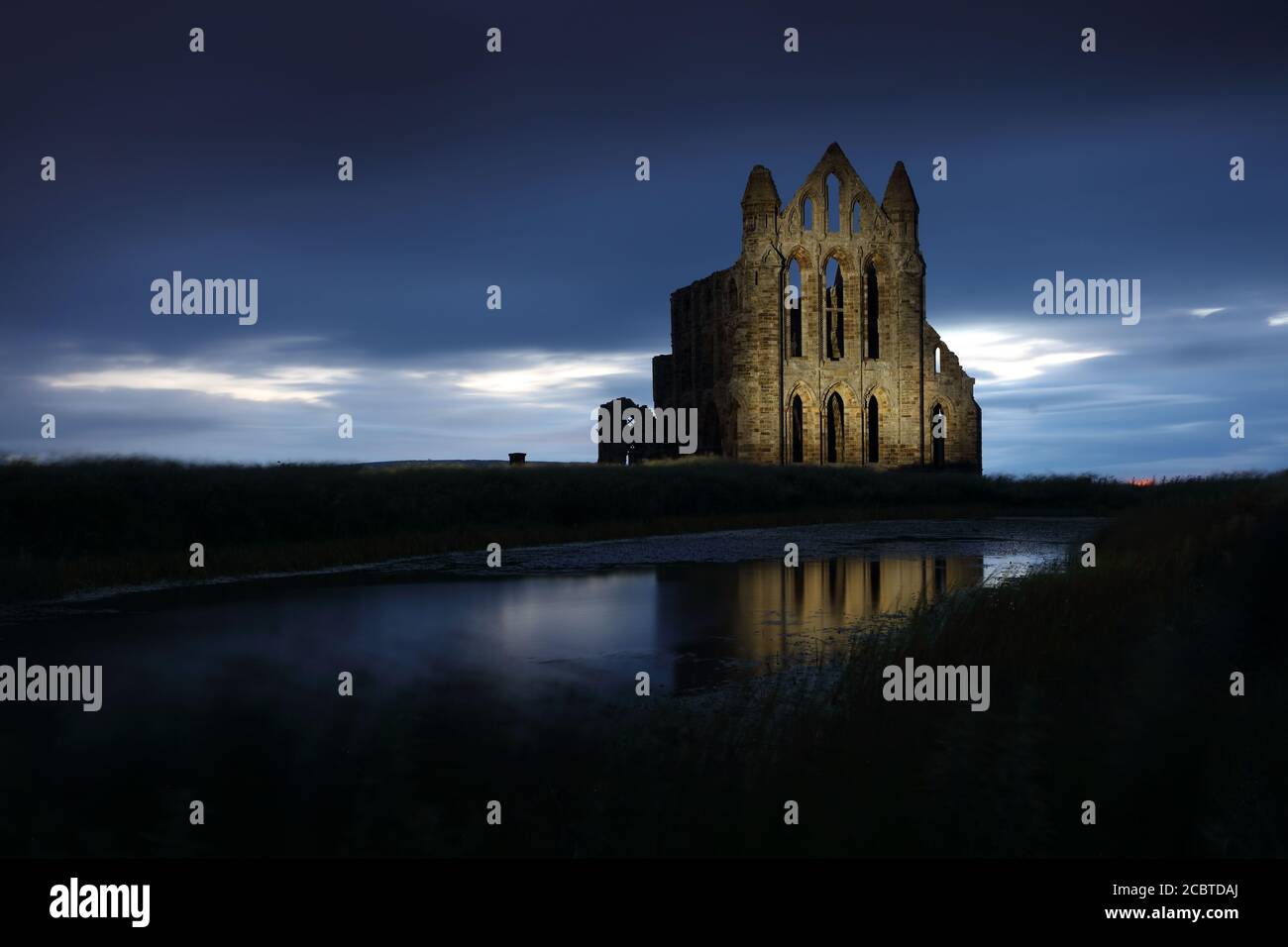 Whitby cathedral by night hi-res stock photography and images - Alamy