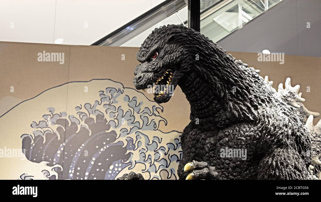 A View of the Japanese version of original Godzilla statue in Links ...