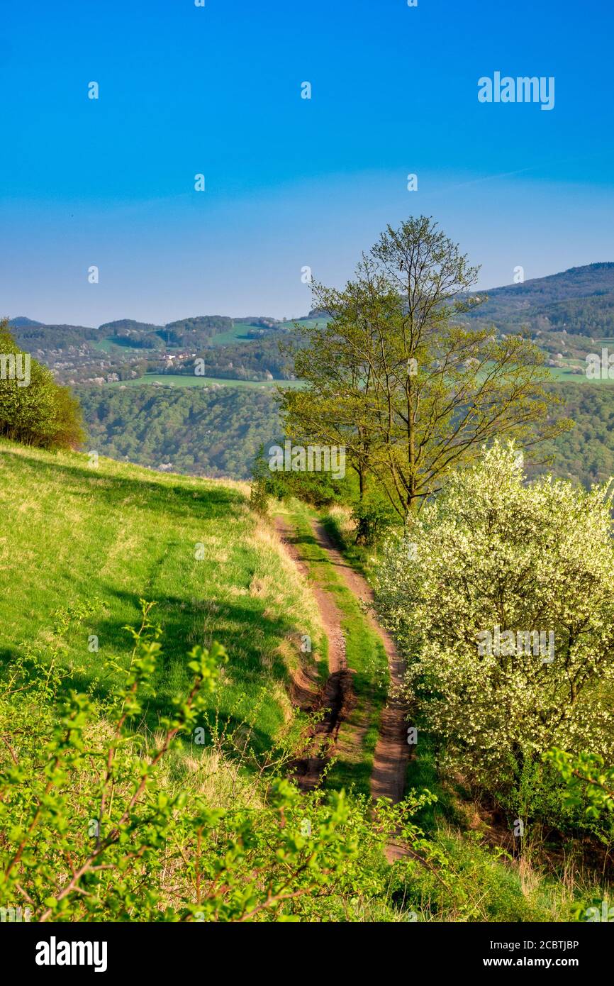 Aerial forward town on hill hi-res stock photography and images - Alamy