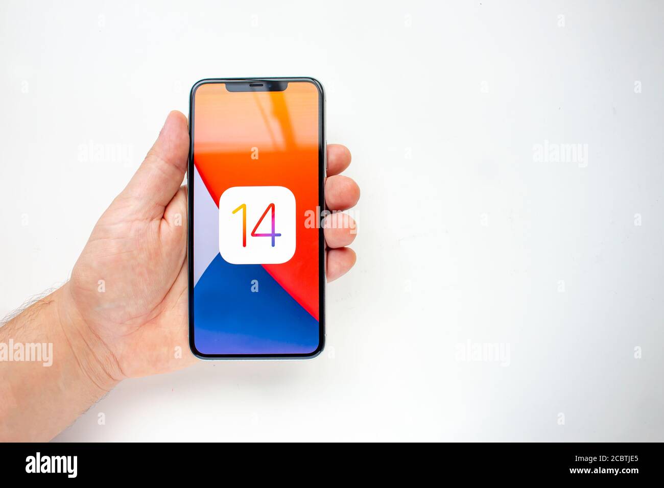 Ios 14 logo hi-res stock photography and images - Alamy
