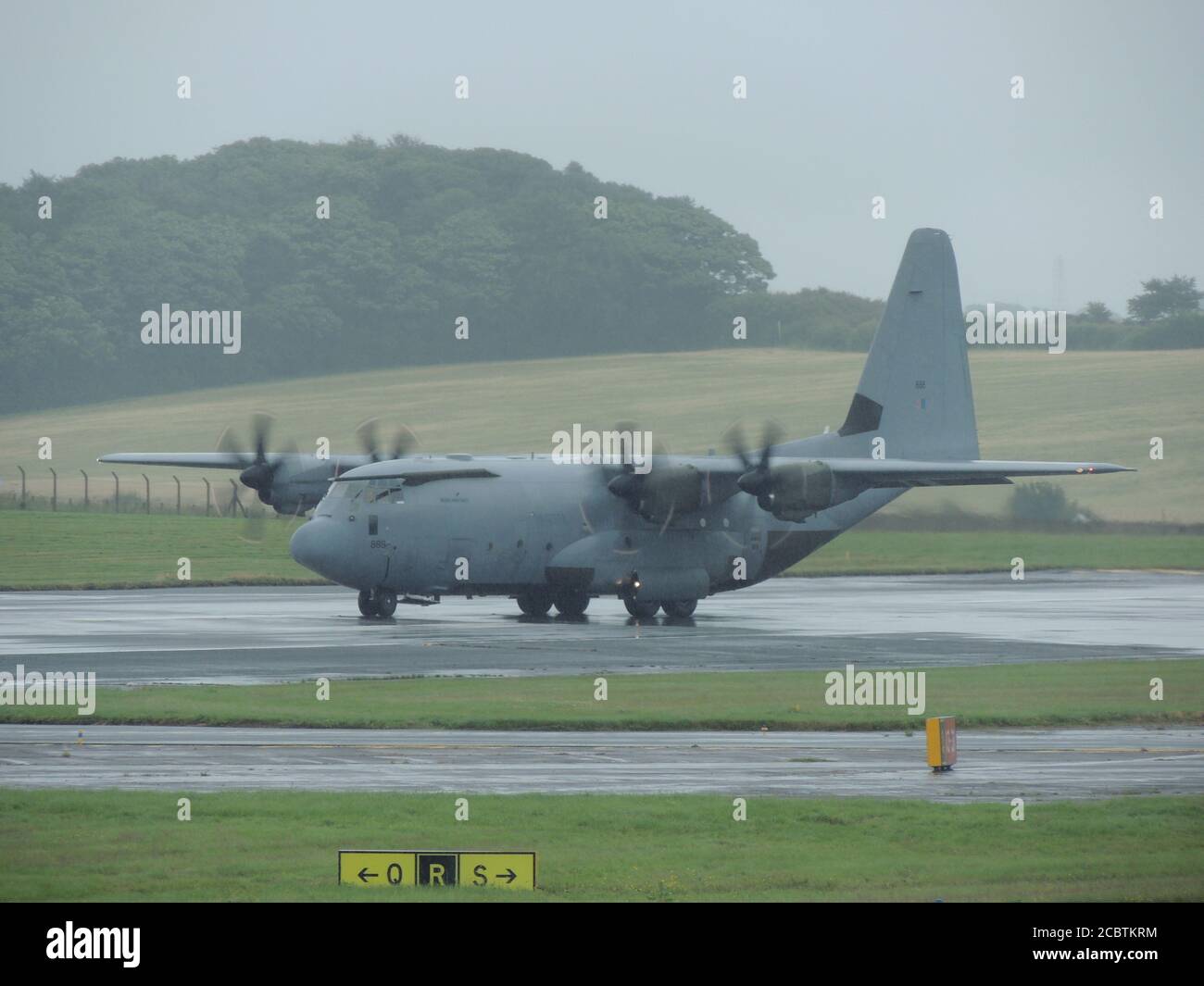 Lockheed c 130 hercules c5 operated hi-res stock photography and images ...