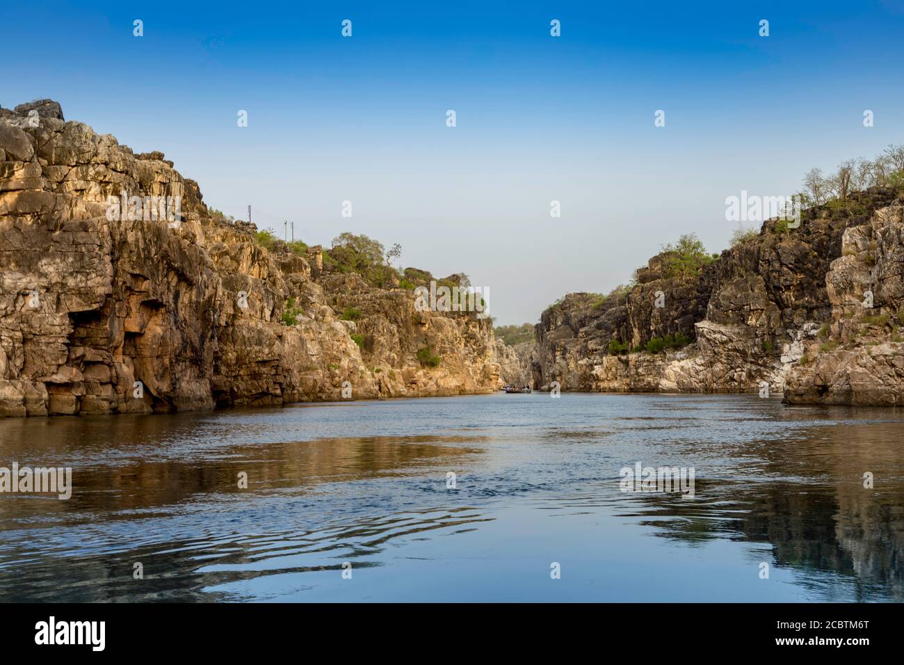 Bhedaghat marble rocks hi-res stock photography and images - Alamy