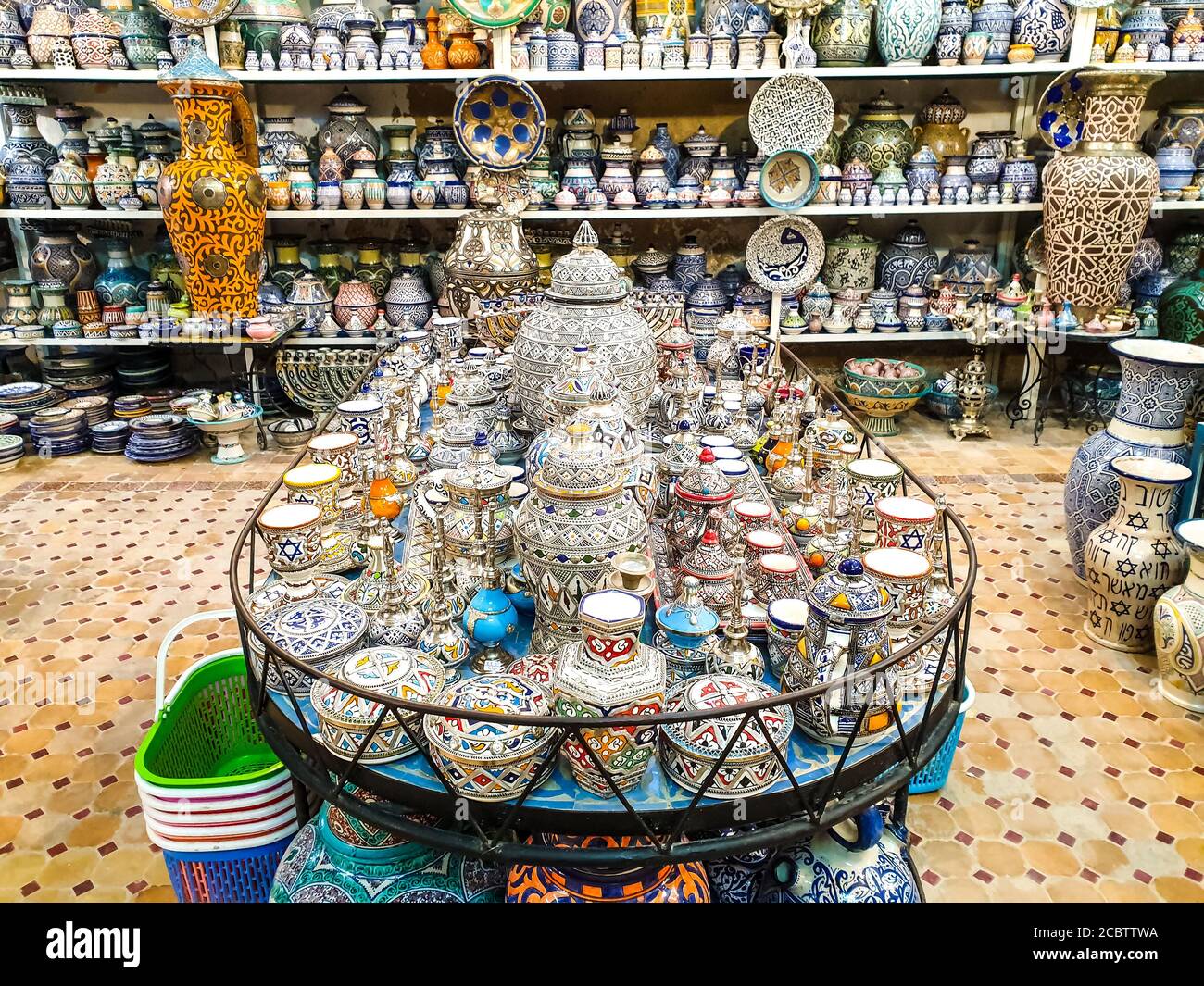 Inside a ceramic shop in Fez Stock Photo - Alamy