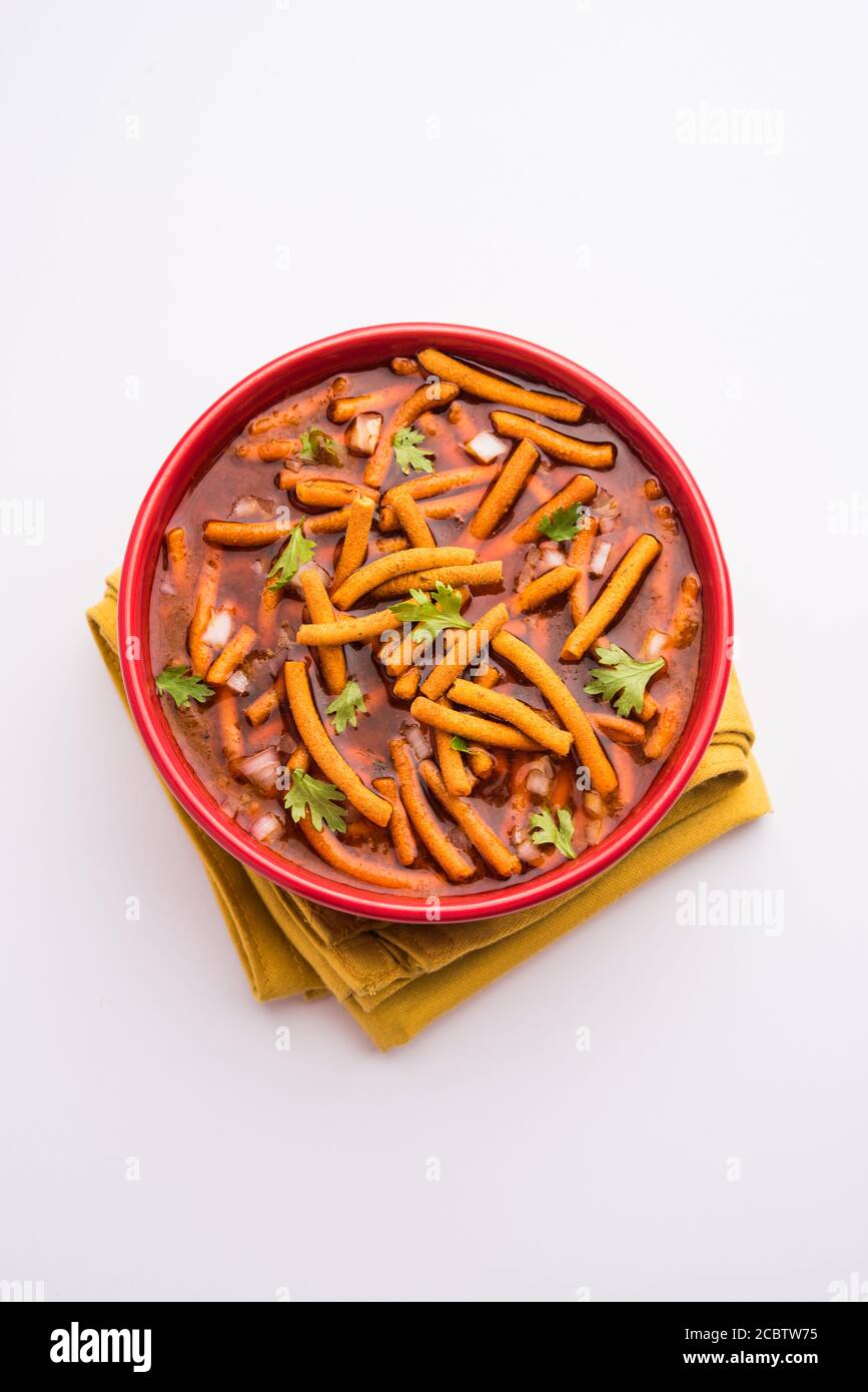 Sev Bhaji or Shev Sabji or Kathiyavadi Dhaba Style Gathiya nu shaak ...