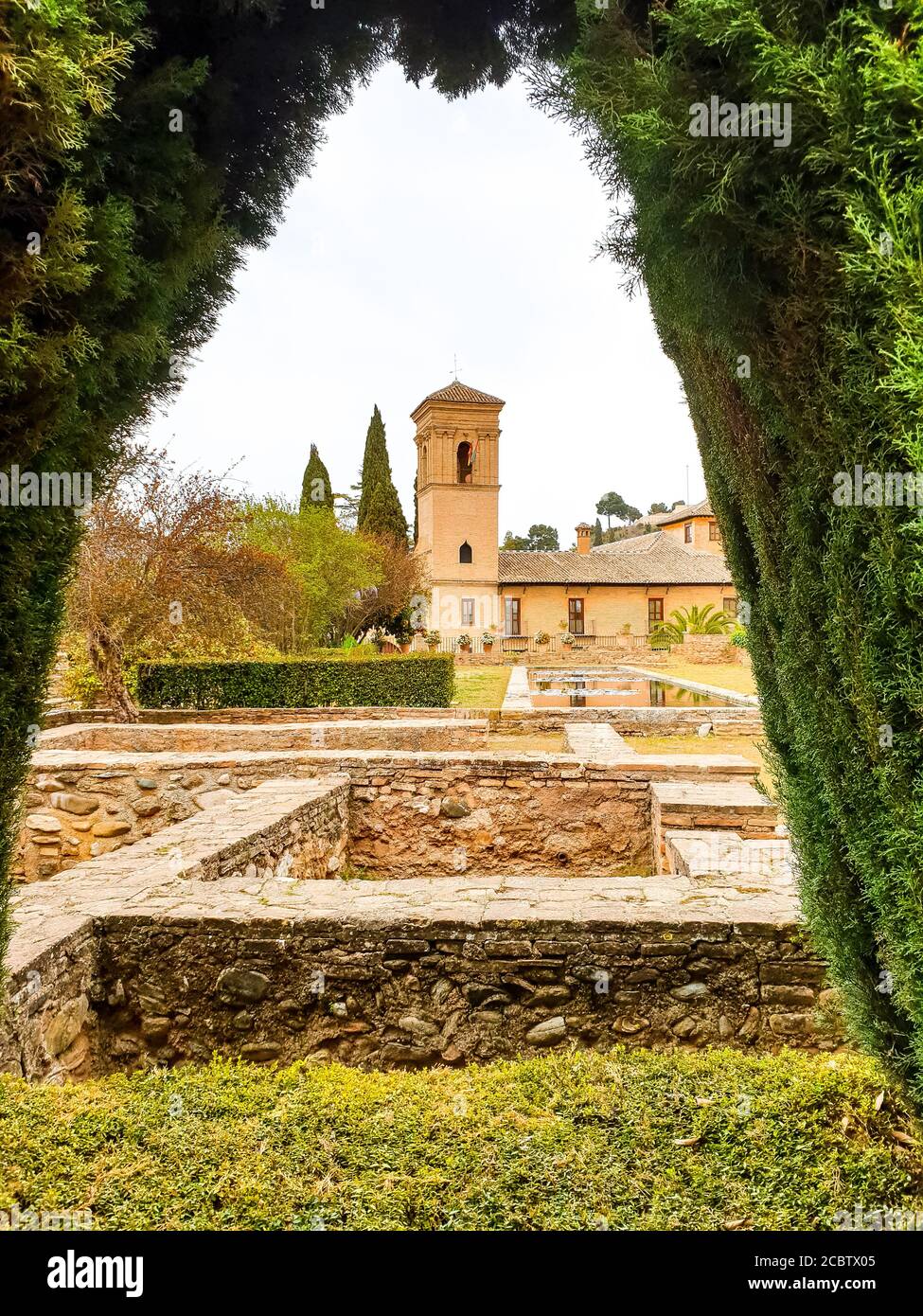Granada spain alhambra famous gardens hi-res stock photography and ...