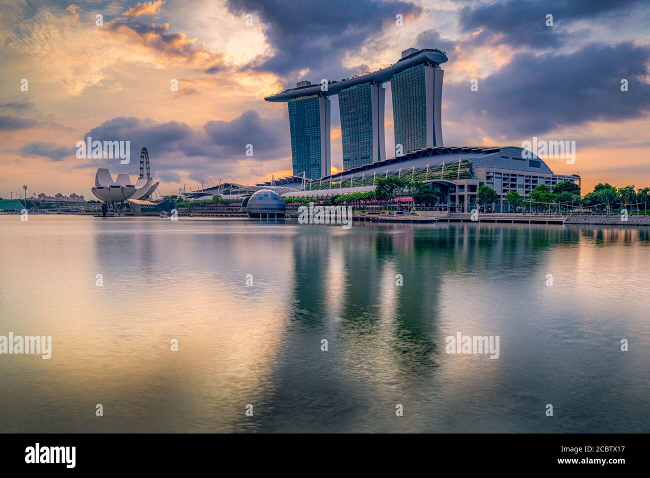 Panoramic view of Marina Bay Sands, Flyer, Gardens by the Bay ...