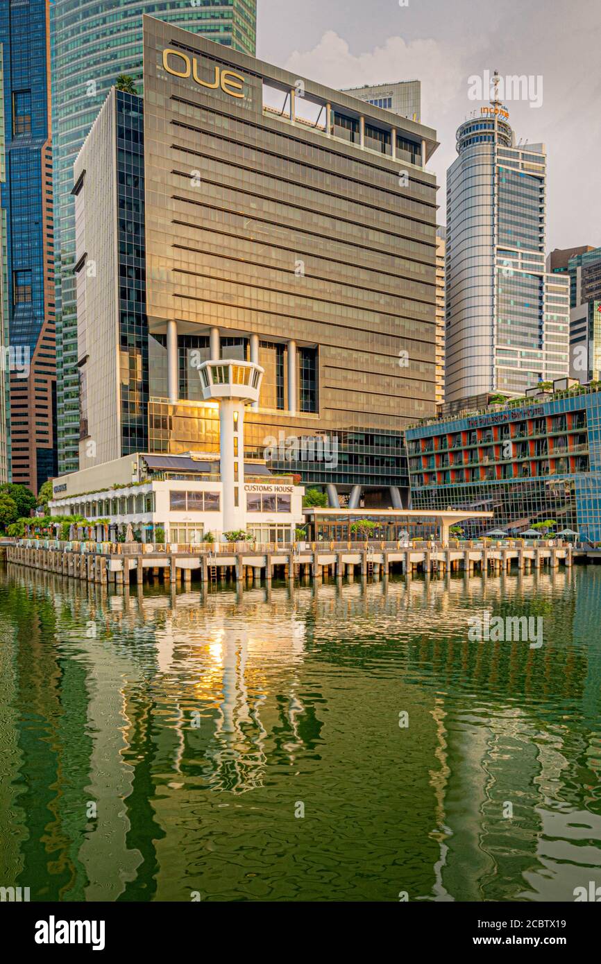 Iconic architectural landmarks and heritage in modern city-state of ...