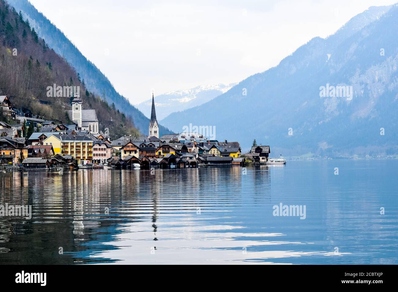 Hallstatt scenery hi-res stock photography and images - Alamy