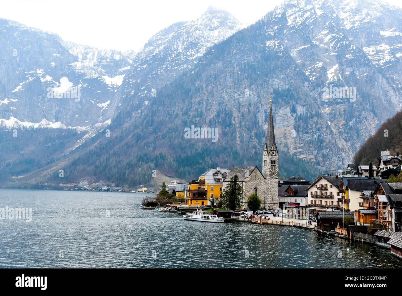 Hallstatt visit hi-res stock photography and images - Alamy