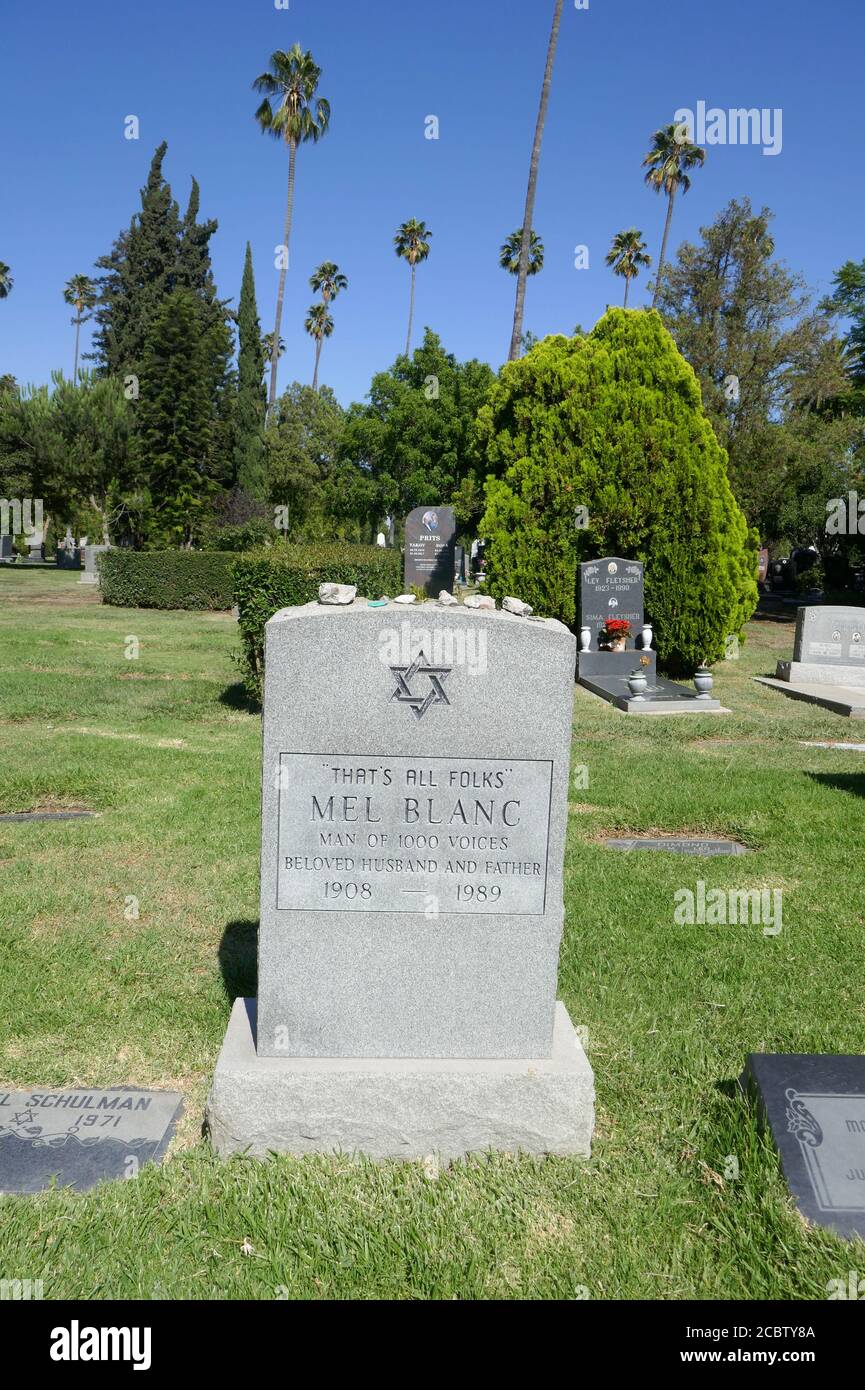 Mel blanc flintstones hi-res stock photography and images - Alamy