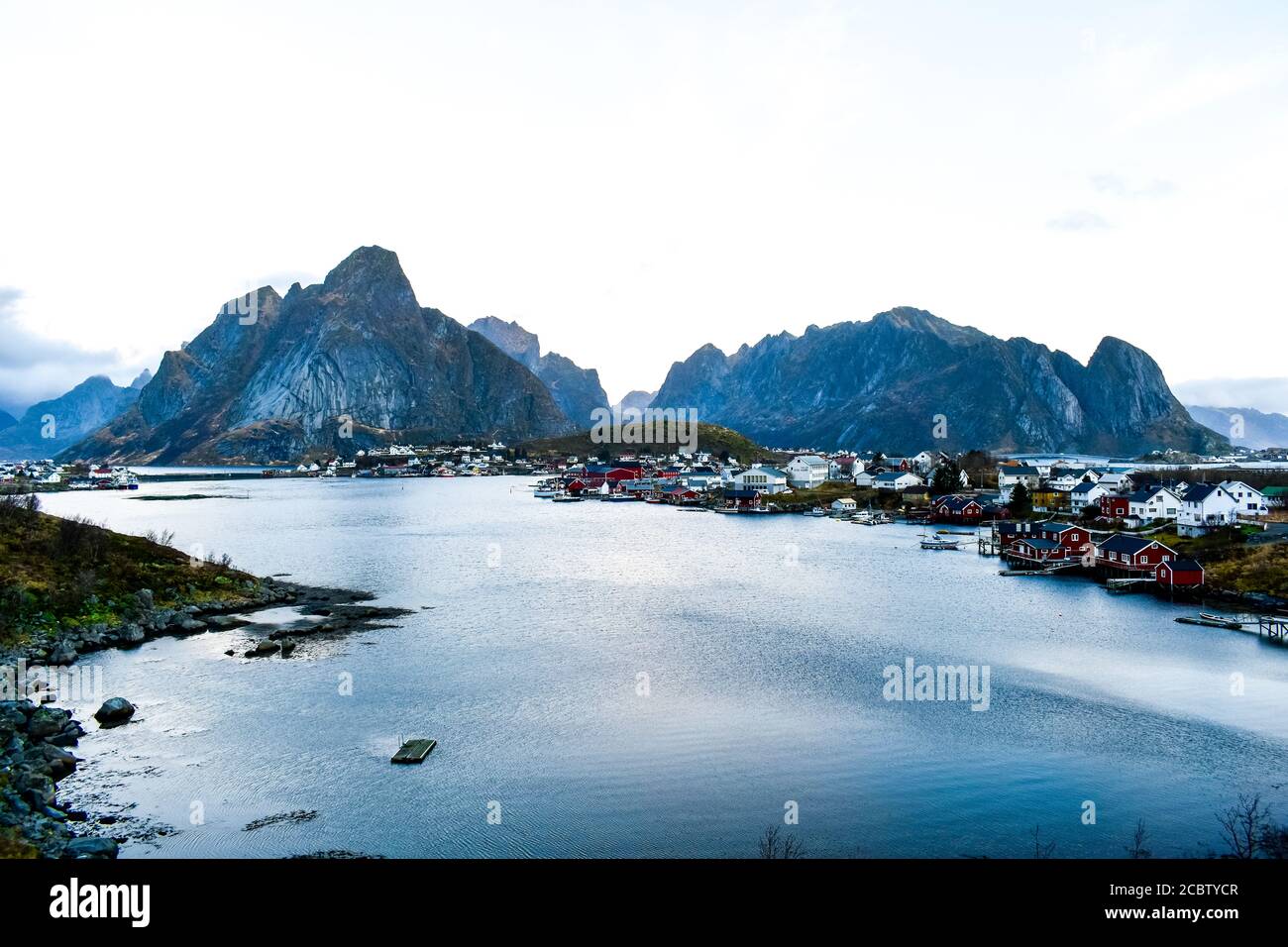 Reine viewpoint hi-res stock photography and images - Alamy