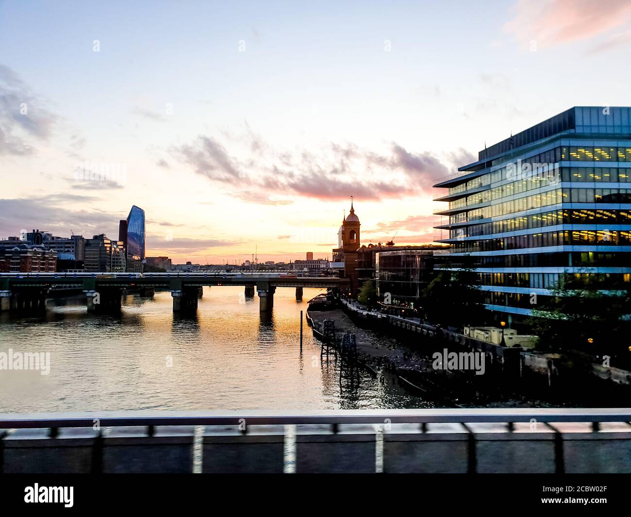 Exploring the river thames hi-res stock photography and images - Alamy