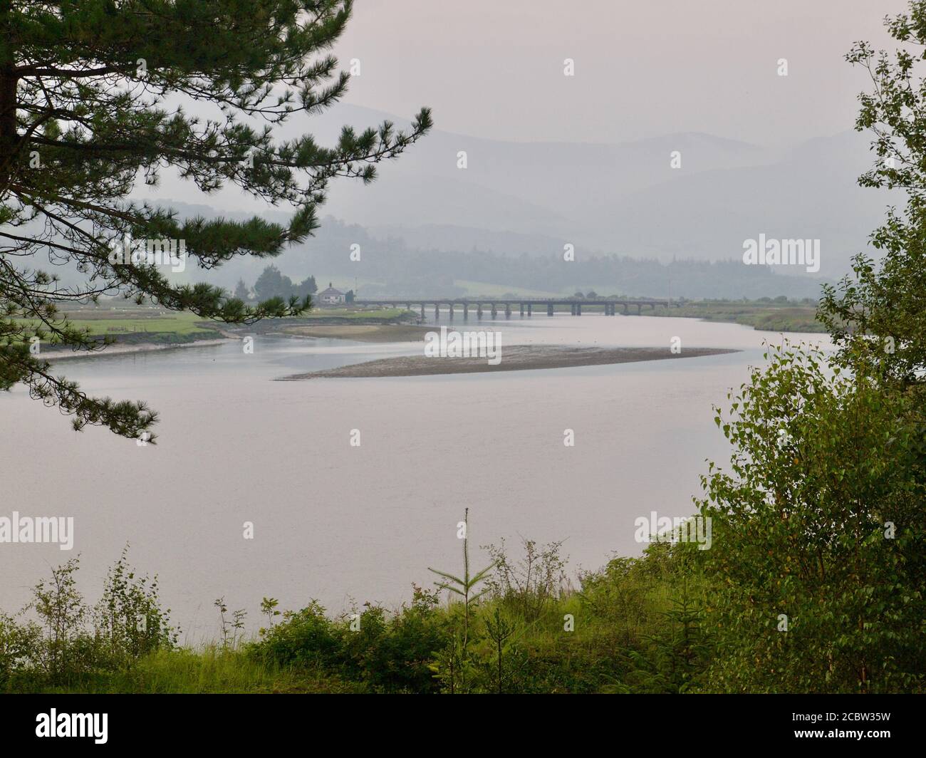 Bridge over the estuary hi-res stock photography and images - Alamy