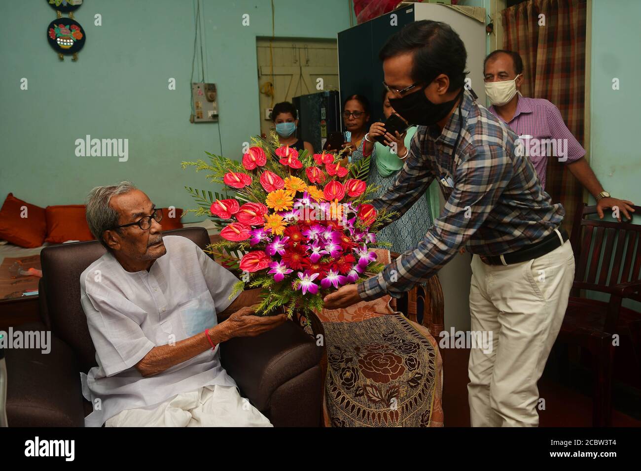 Veteran freedom fighter Anadi Ranjan Sen, been honored along with a ...