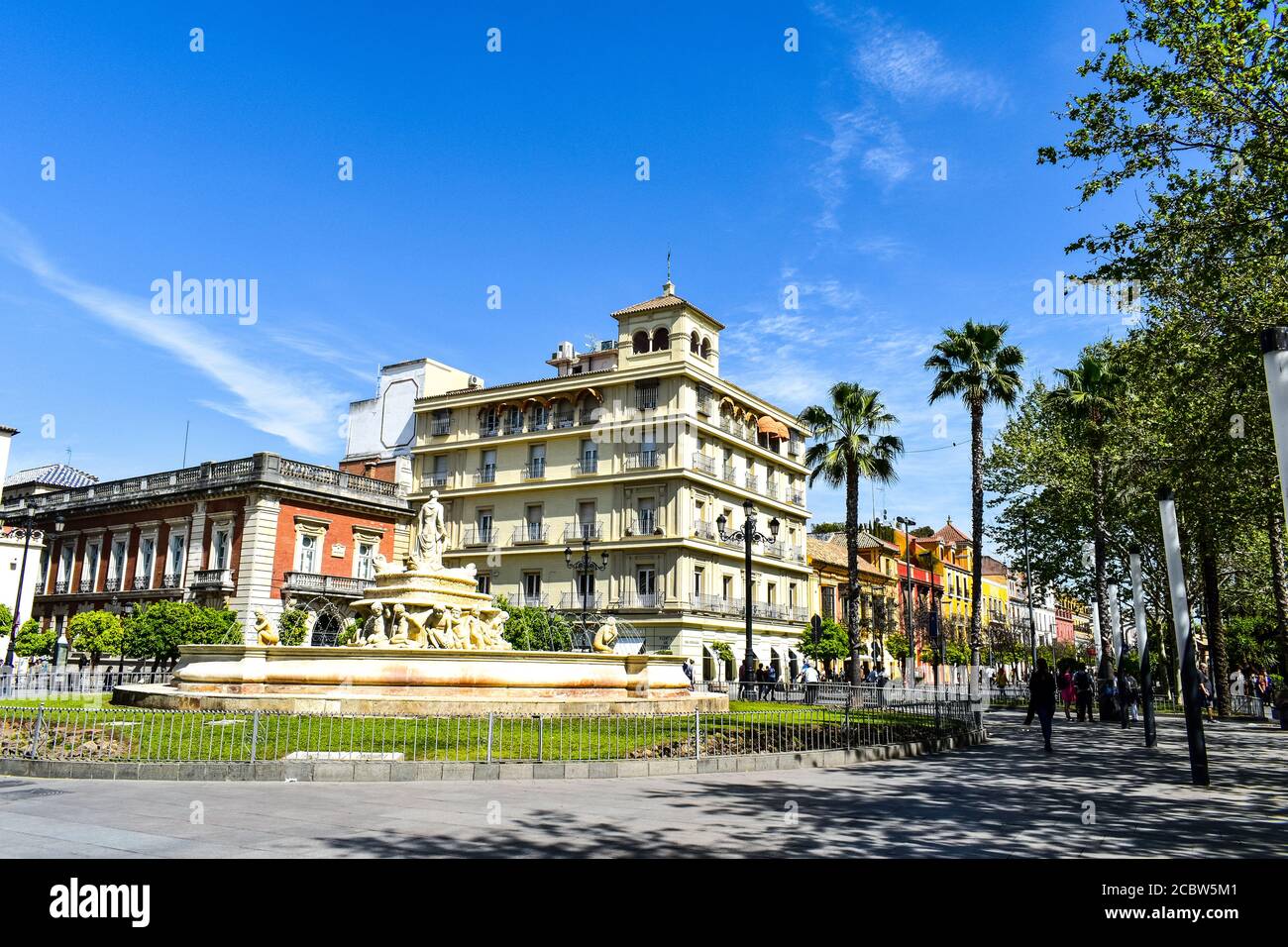 Hispalis Fountain and the buildings surrounding it Stock Photo - Alamy