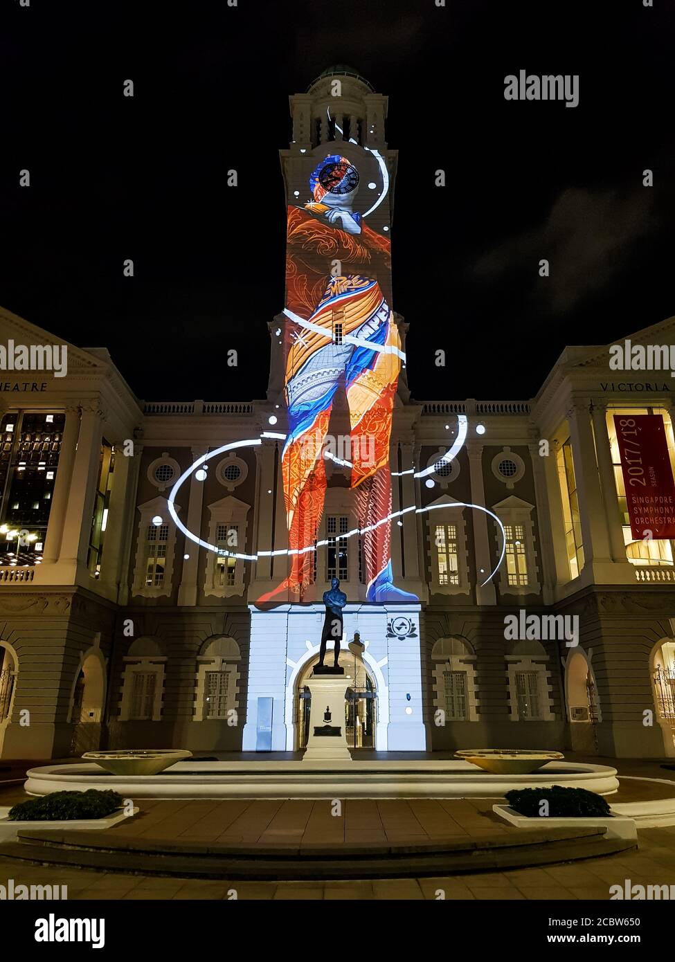 Light to Night Festival in Singapore at the Singapore National Gallery ...