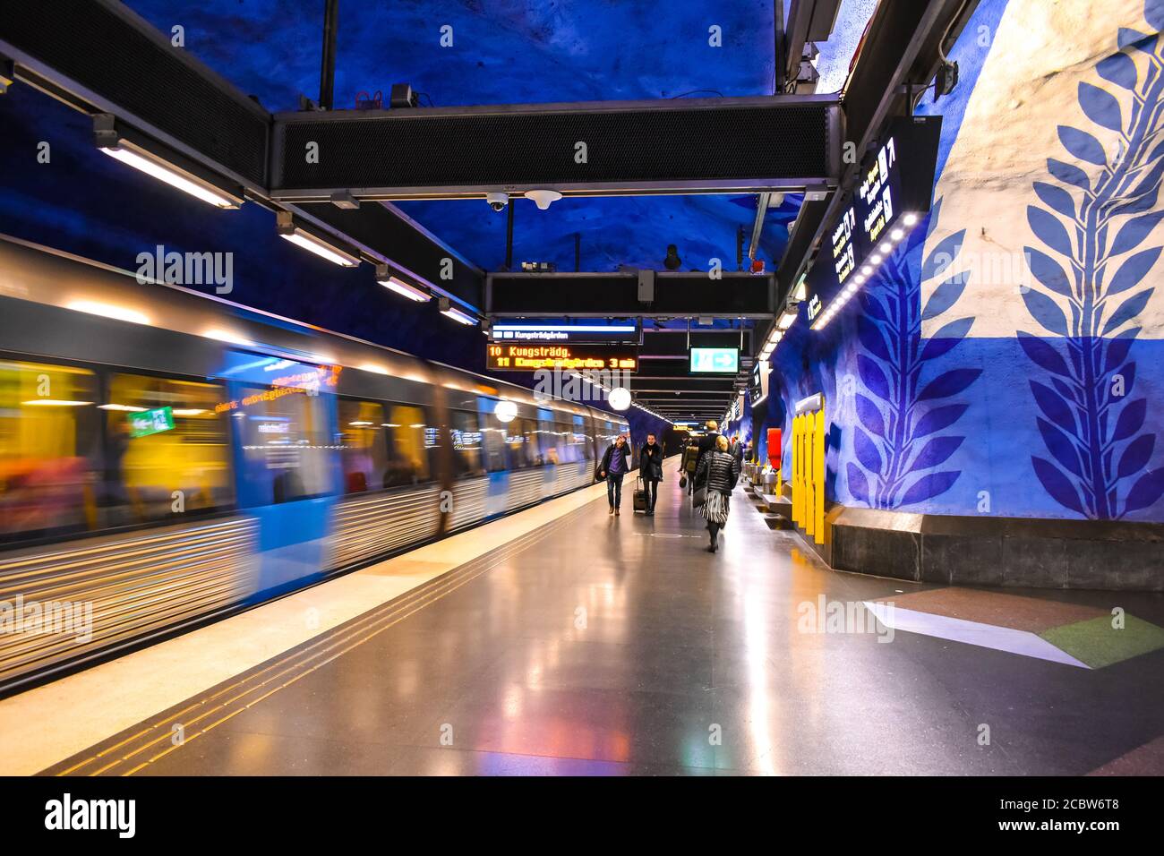 Subway station stockholm sweden hi-res stock photography and images - Alamy