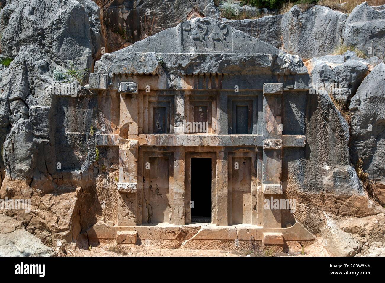 Rock cut tomb hi-res stock photography and images - Alamy