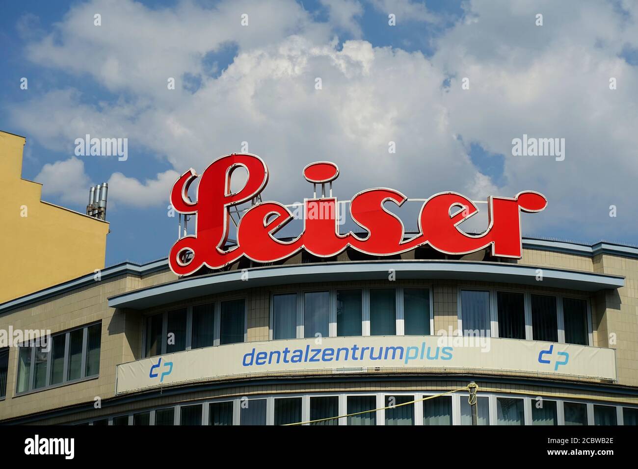 Leiser logo hi-res stock photography and images - Alamy