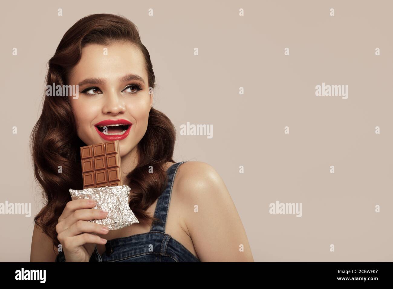 Retro pin up pinup hi-res stock photography and images - Alamy