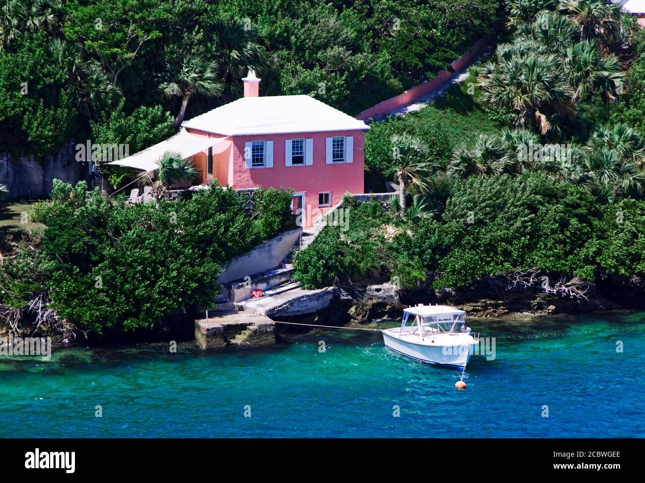 Luxury houses, Bermuda Stock Photo - Alamy