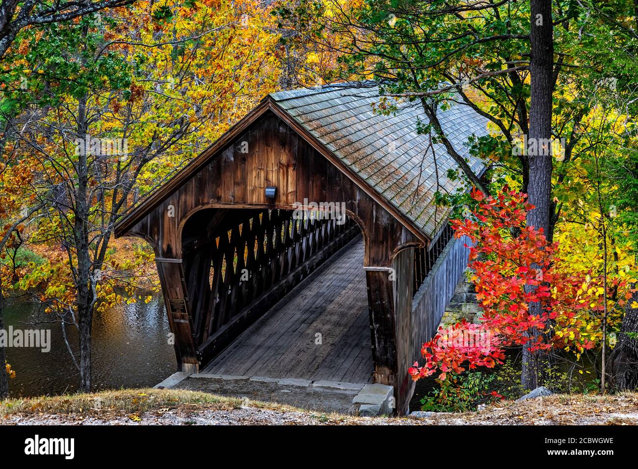 New England College Covered Bridge, pedestrian, walking bridge ...