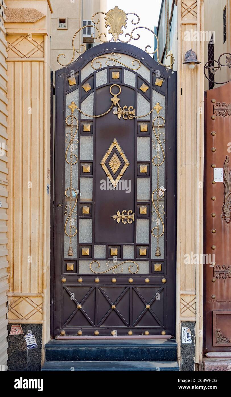Saudi Arabian Doors High Resolution Stock Photography and Images - Alamy