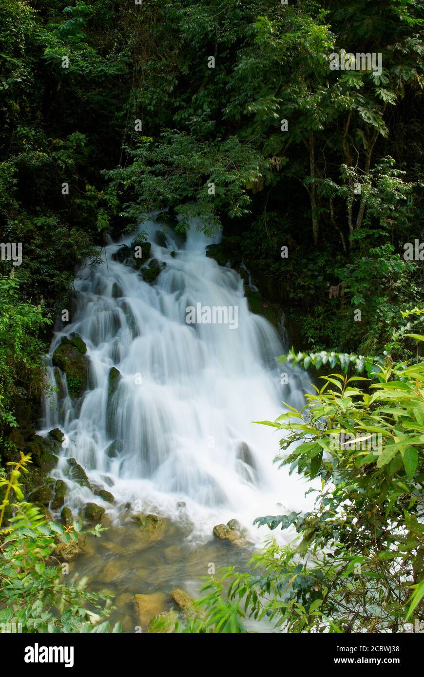 Xiaoqikong waterfall hi-res stock photography and images - Alamy