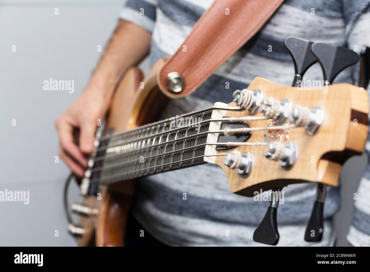 Bass guitar player hi-res stock photography and images - Alamy