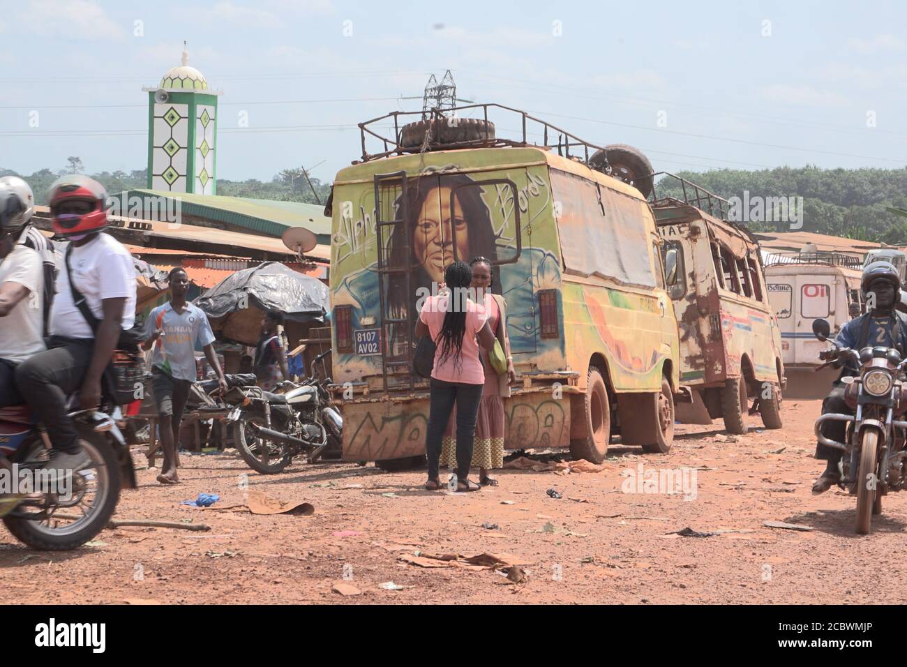 An congolease black man standing with baber Stock Photo - Alamy