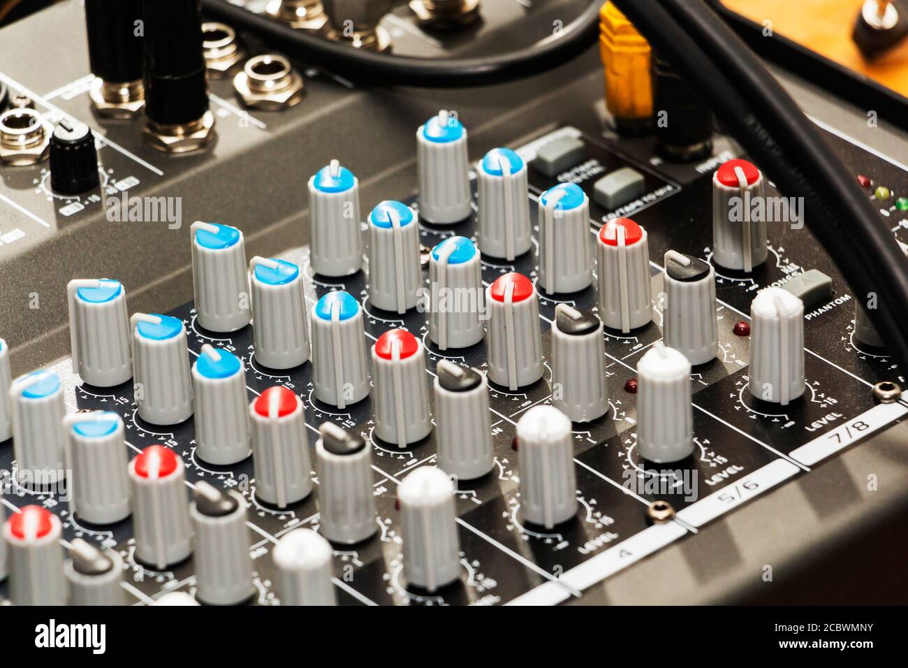 Equalizer bar hi-res stock photography and images - Alamy