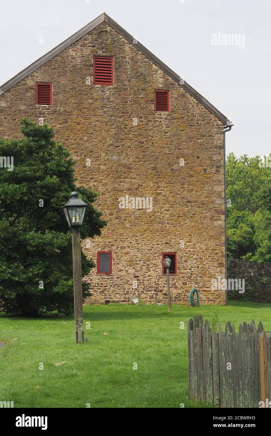 There are many barns in rural PA Stock Photo - Alamy