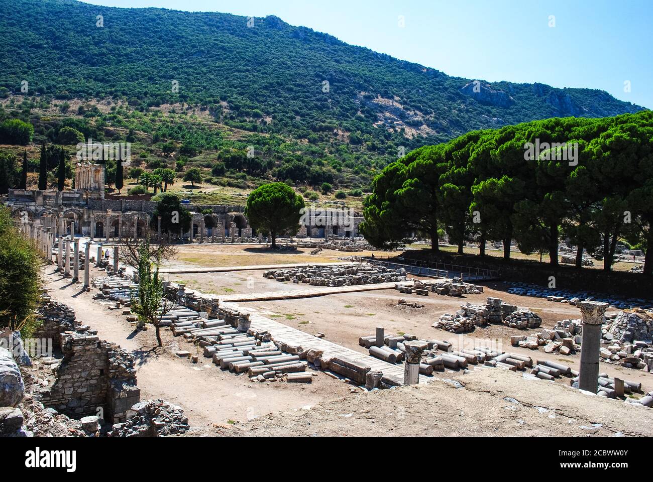 Library of Celsus Stock Photo - Alamy