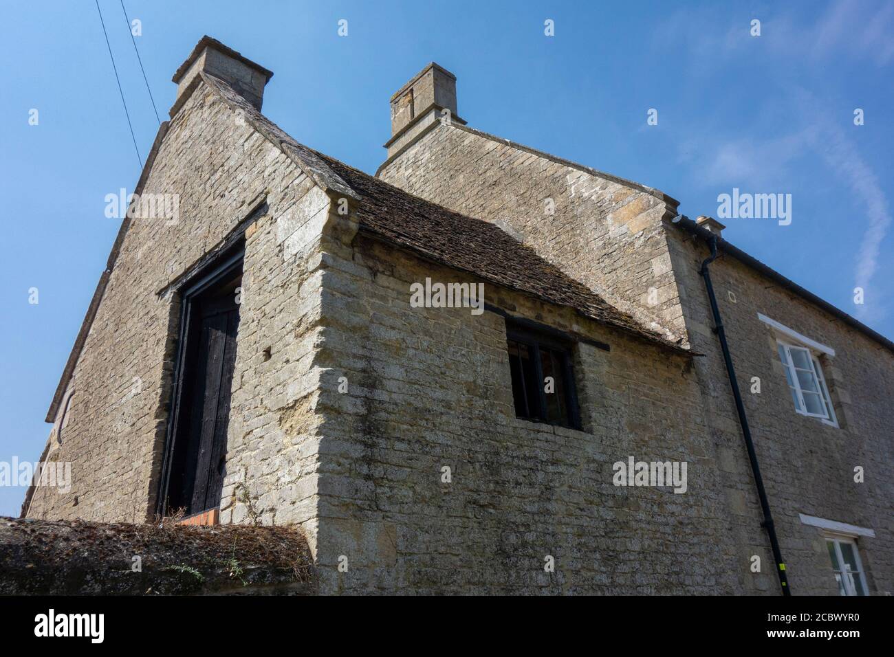 Barn storage cottage Stock Photo - Alamy