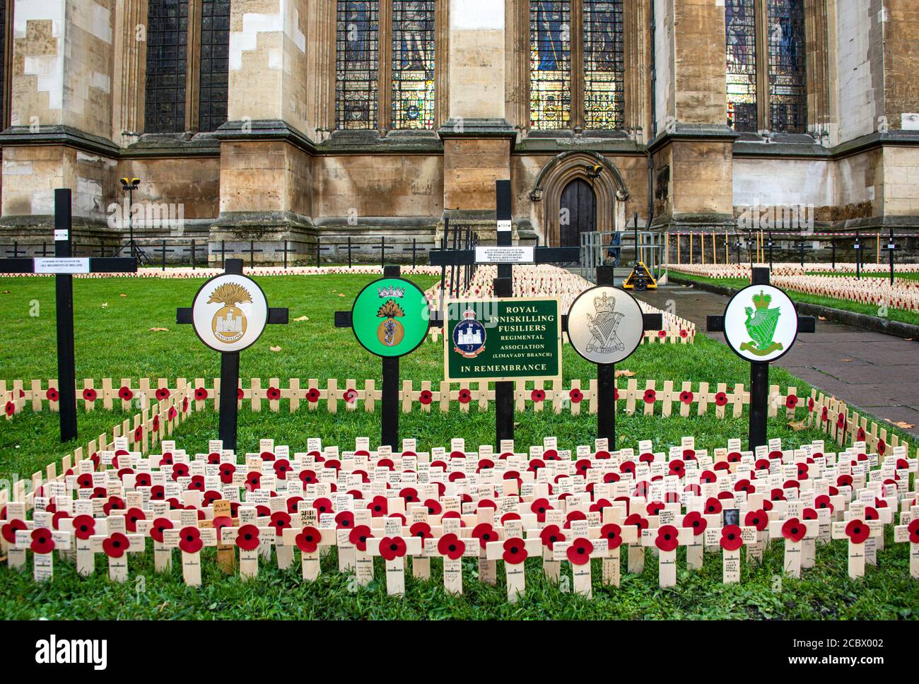 A display of poppies at Westminster Abbey on remembrance day 2018 Stock ...
