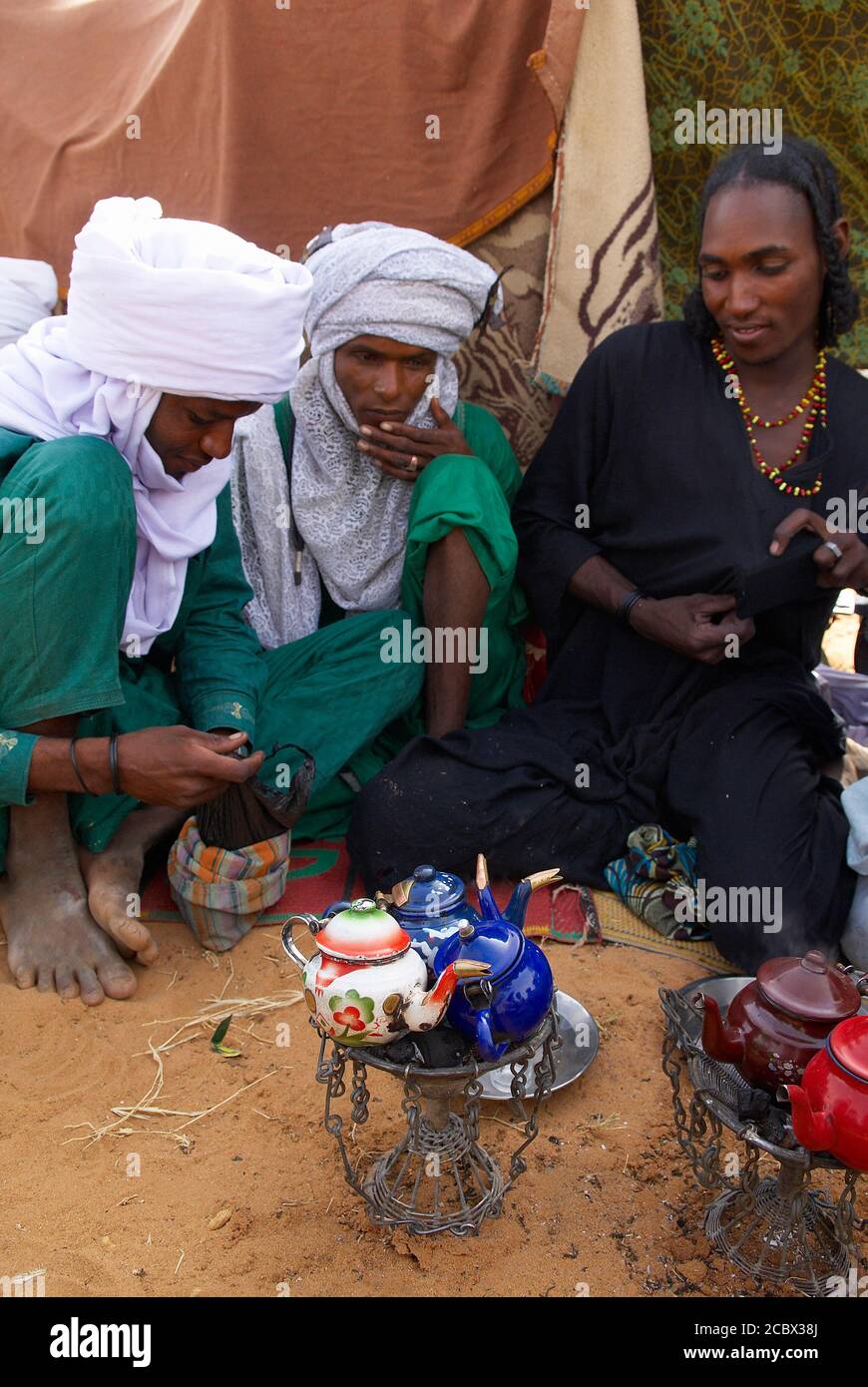 Niger. A Wodaabe-Bororo man with his face painted for the annual ...