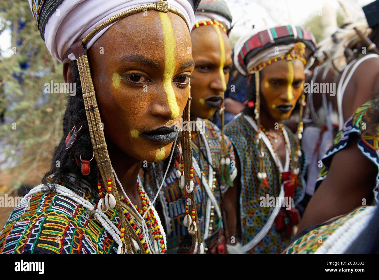 Niger. A Wodaabe-Bororo man with his face painted for the annual ...