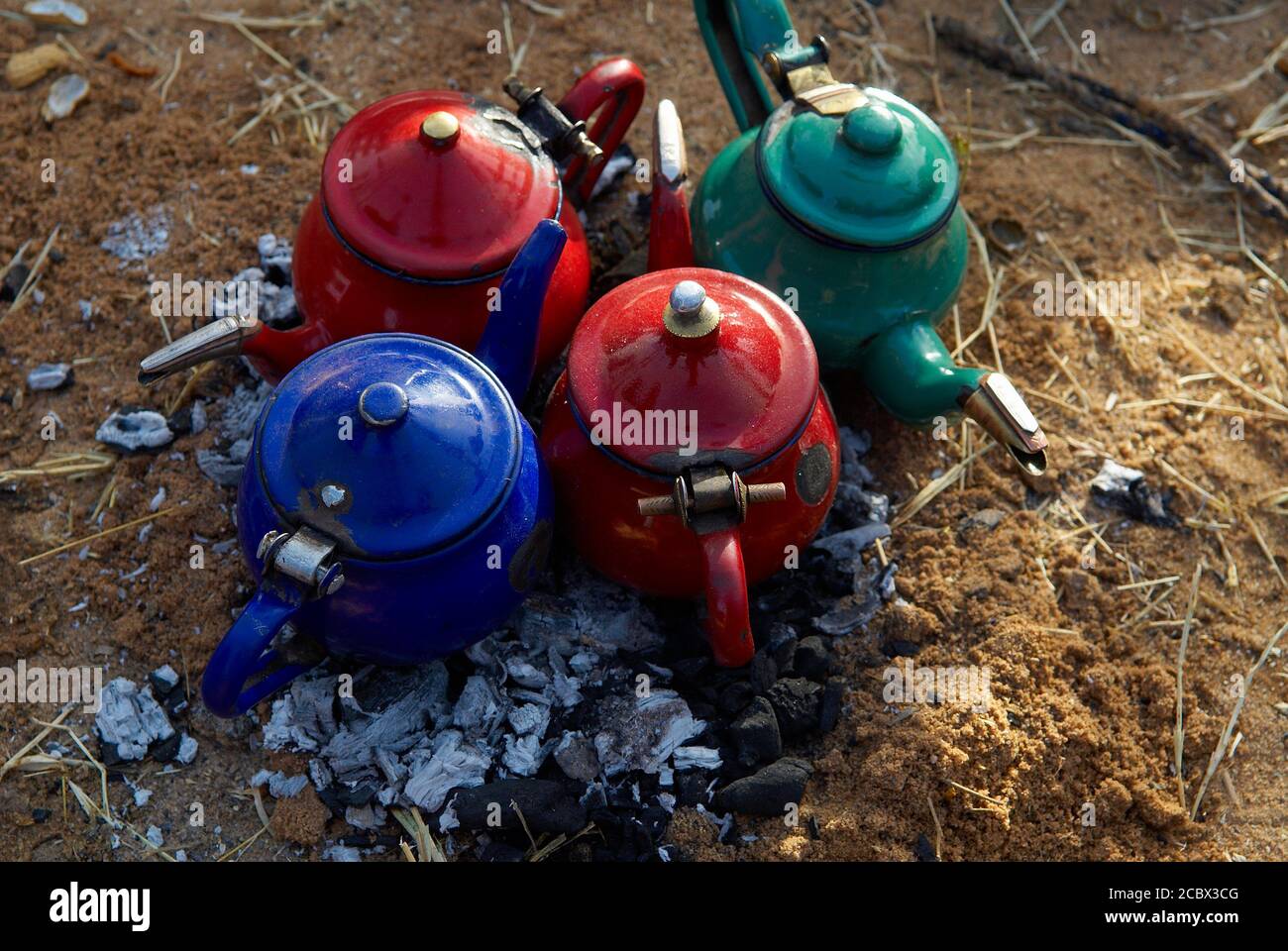 Tuareg tea ceremony hi-res stock photography and images - Alamy