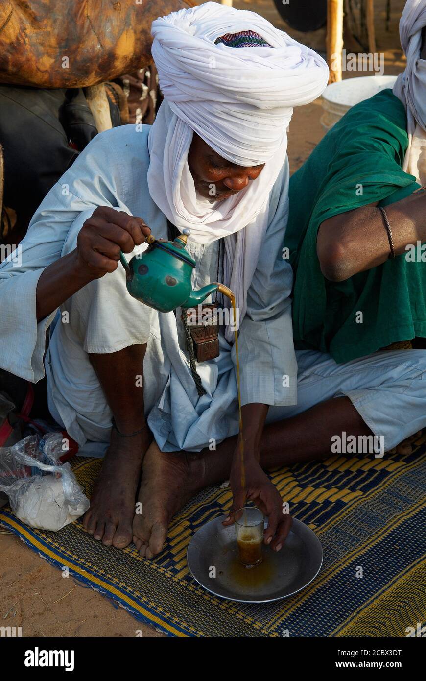 Tuareg tea ceremony hi-res stock photography and images - Alamy
