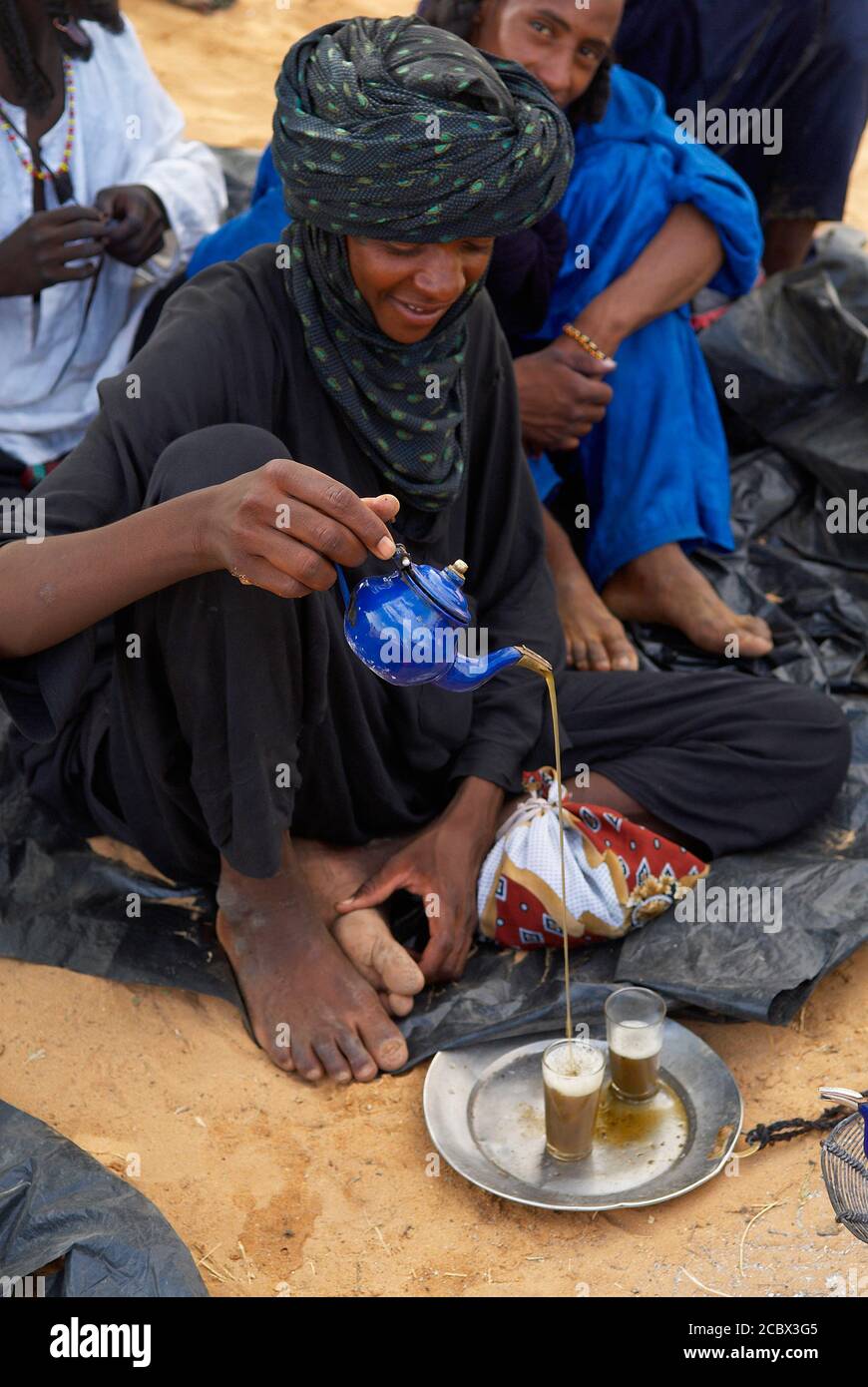 Tuareg tea ceremony hi-res stock photography and images - Alamy
