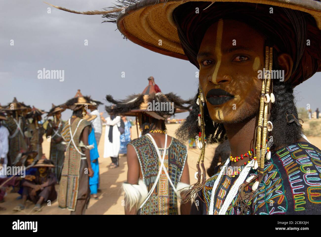 Niger. A Wodaabe-Bororo man with his face painted for the annual ...