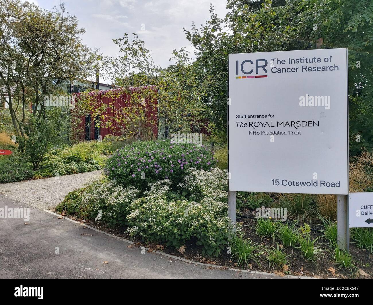 Institute cancer research sutton hi-res stock photography and images ...