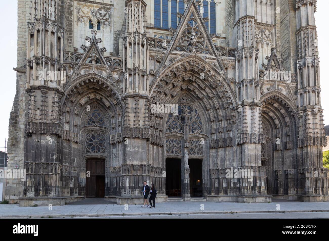 Gothic cathedrals of medieval europe hi-res stock photography and ...
