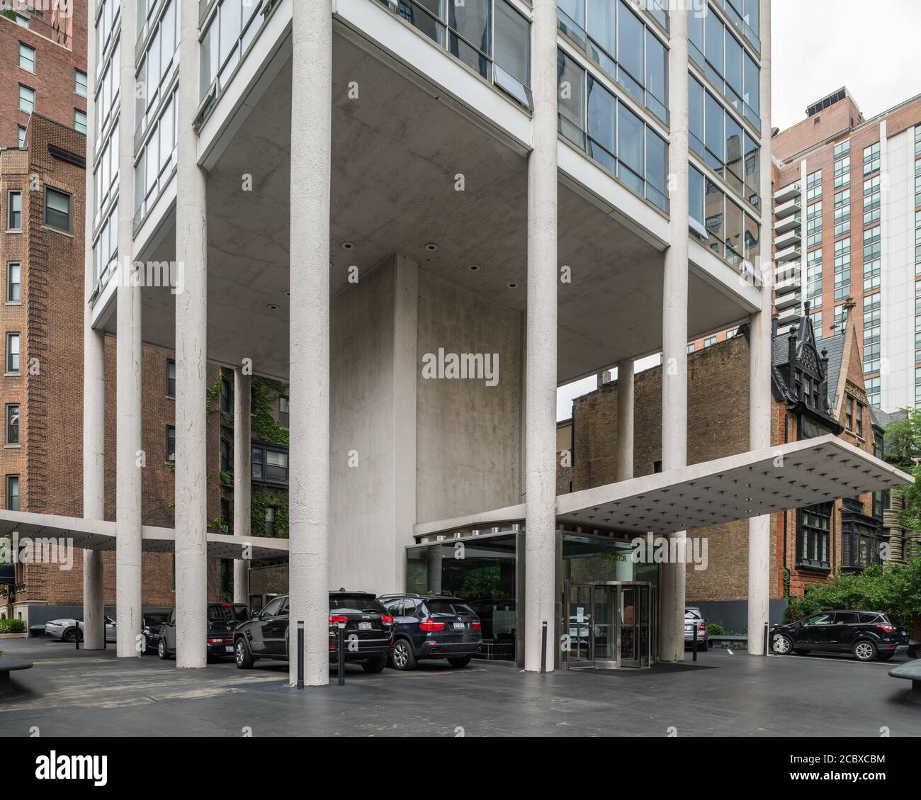 Astor Tower designed by Bertrand Goldberg Stock Photo - Alamy